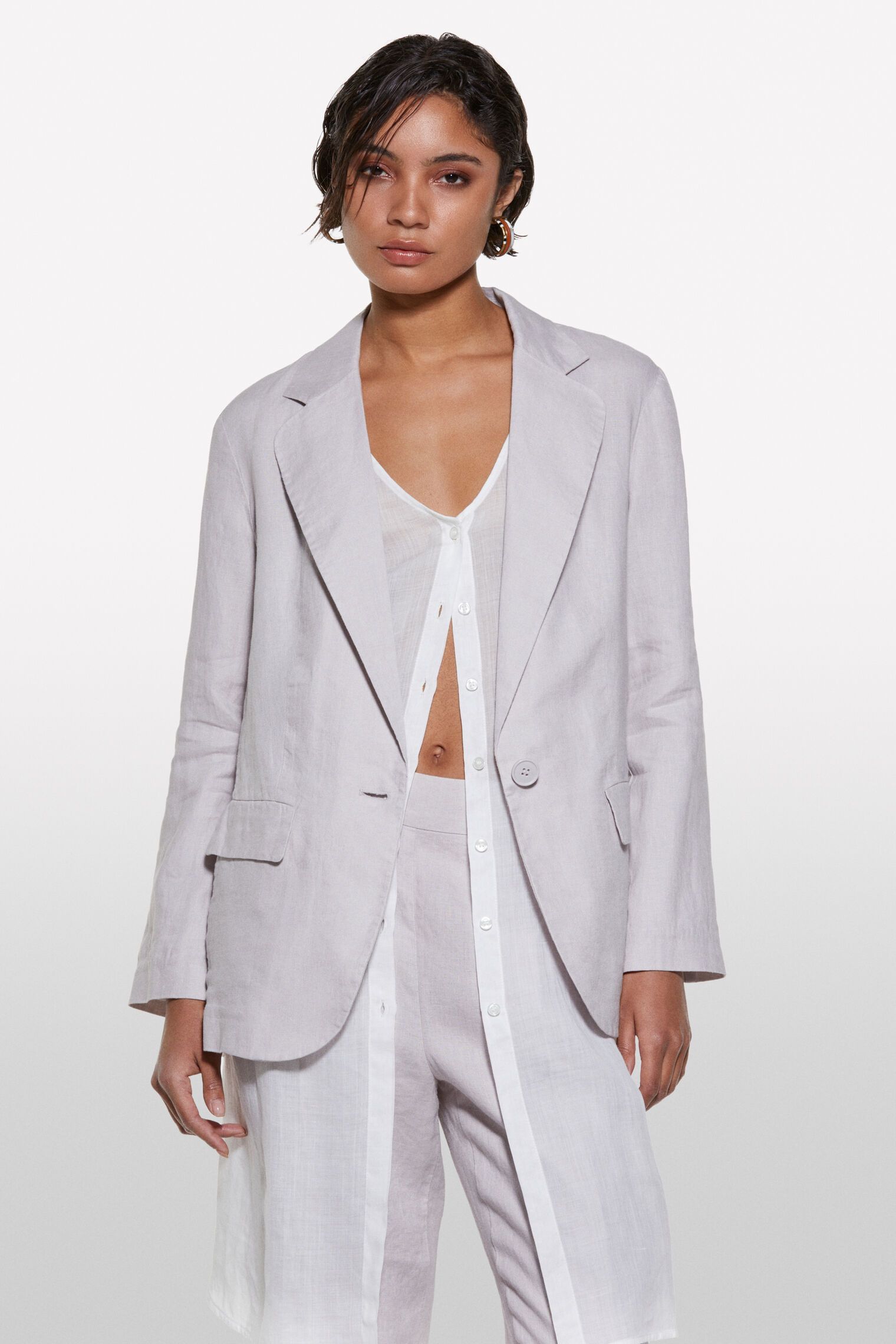 Women's Pants Suits: Elegant and Formal Outfits | Sisley