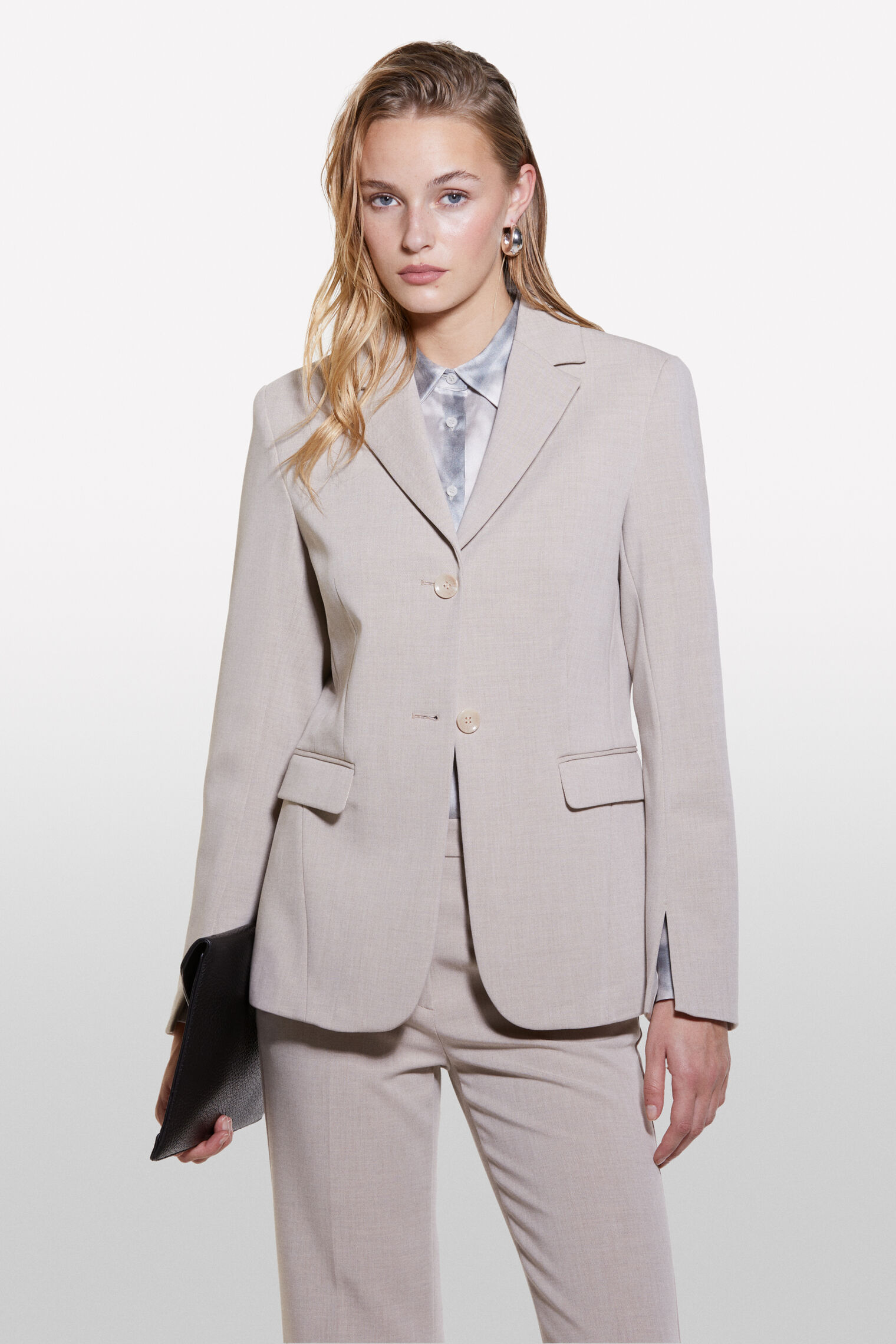 Women's Pants Suits: Elegant and Formal Outfits | Sisley
