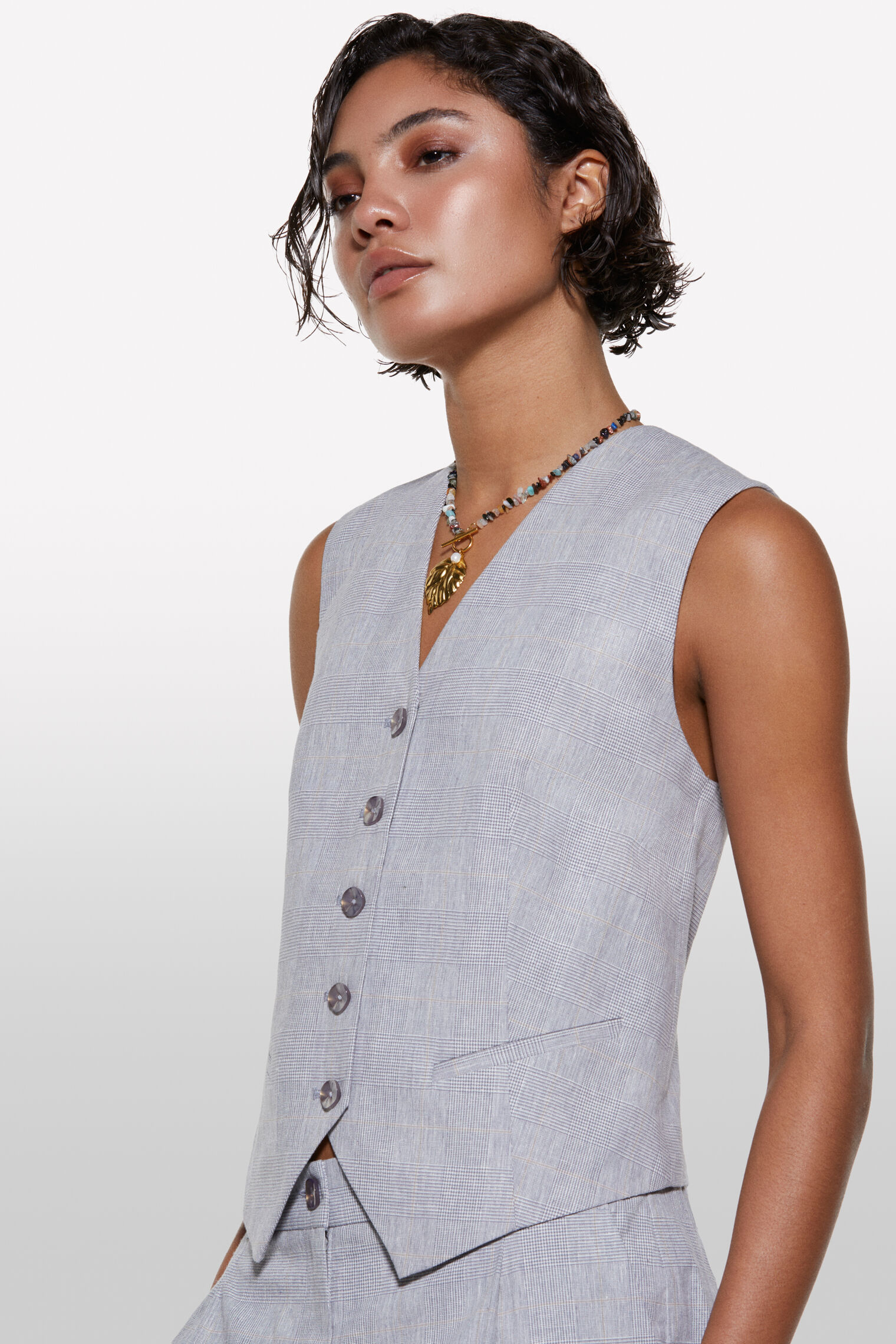 Women's Pants Suits: Elegant and Formal Outfits | Sisley