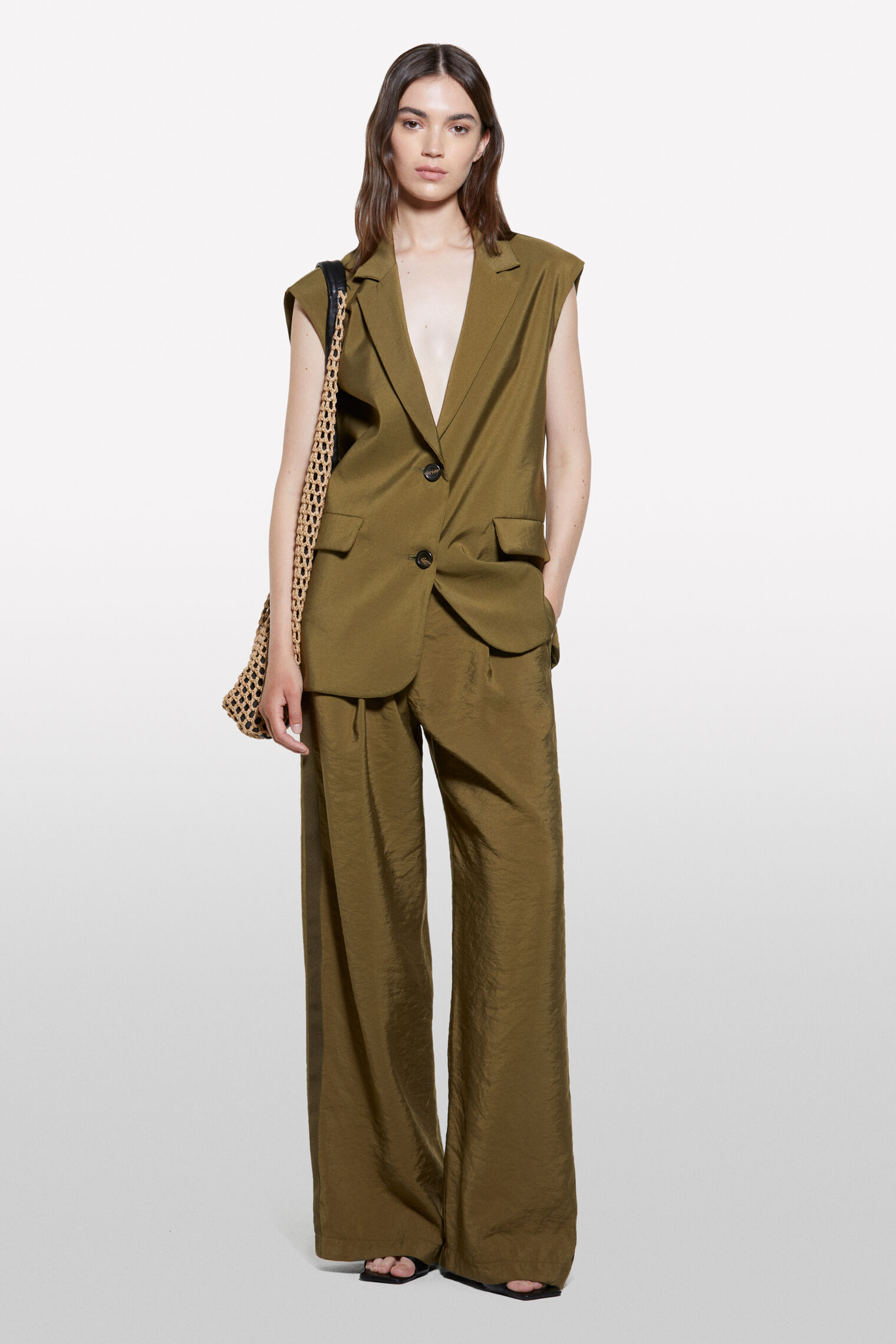 Women's Pants Suits: Elegant and Formal Outfits | Sisley